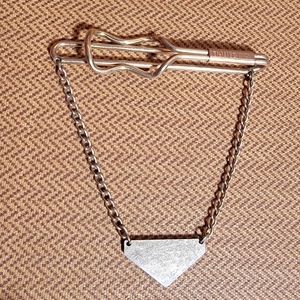 Hadley | Accessories | Vintage Hadley Tie Clip With Chain Triangle ...